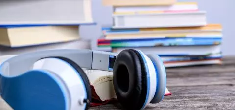 Media In Literacy (MIL) Massive Open Online Courses